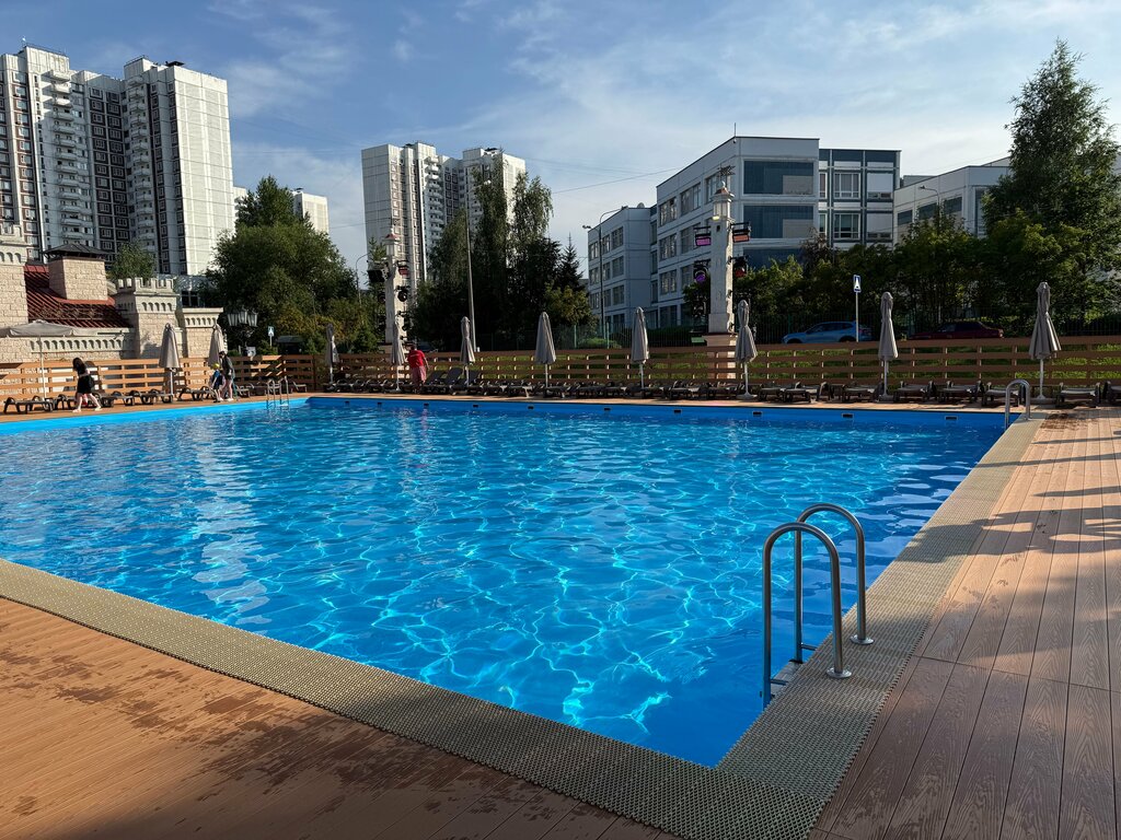 Yüzme havuzları Бассейн, Zelenograd, foto