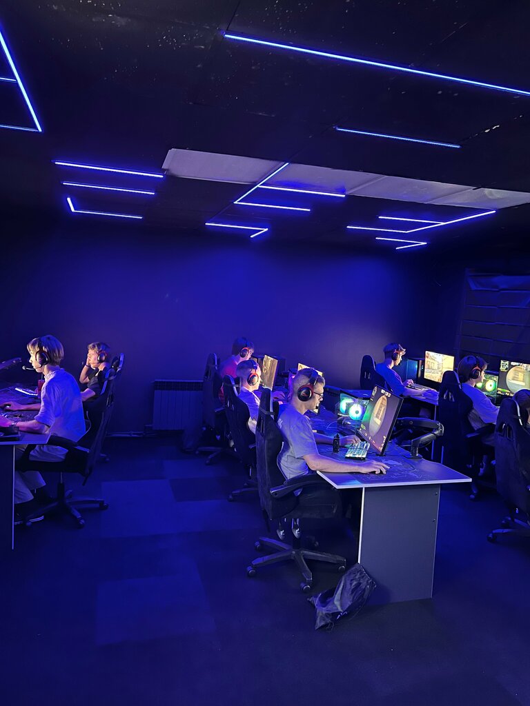 Bilgisayar kulübü Quantum Club Cyber Arena, Alabuğa, foto