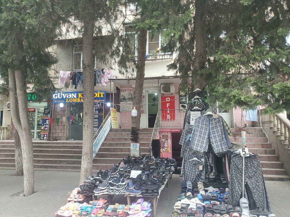 Emlak ofisi Ofis, Bakü, foto