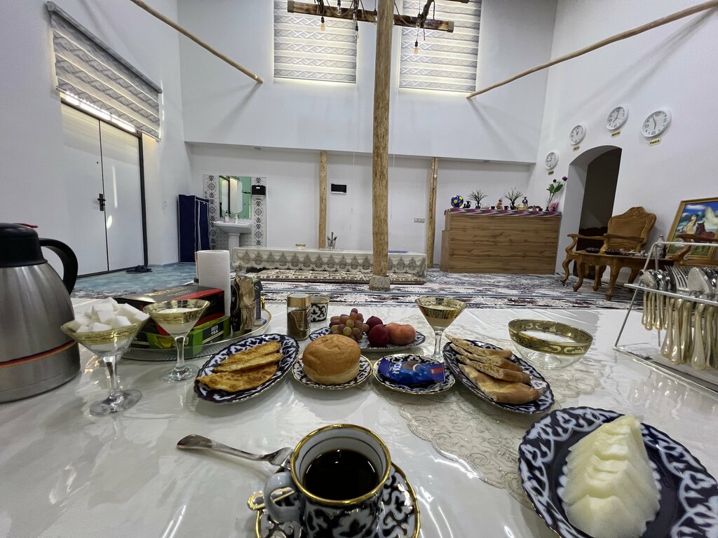 Konuk evi Sarzamin, Hive, foto