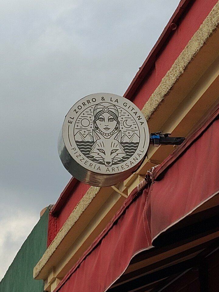 Pizzacılar El Zorro y la Gitana, Medellin, foto