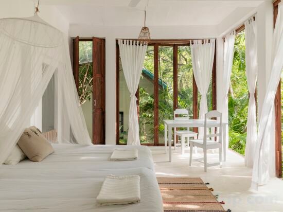 Otel Coconut Beach Bungalows, , foto