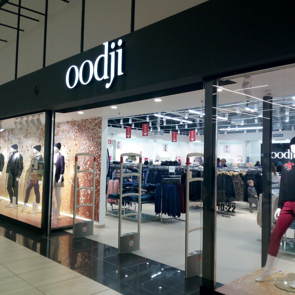 Giyim mağazası oodji, Minsk, foto