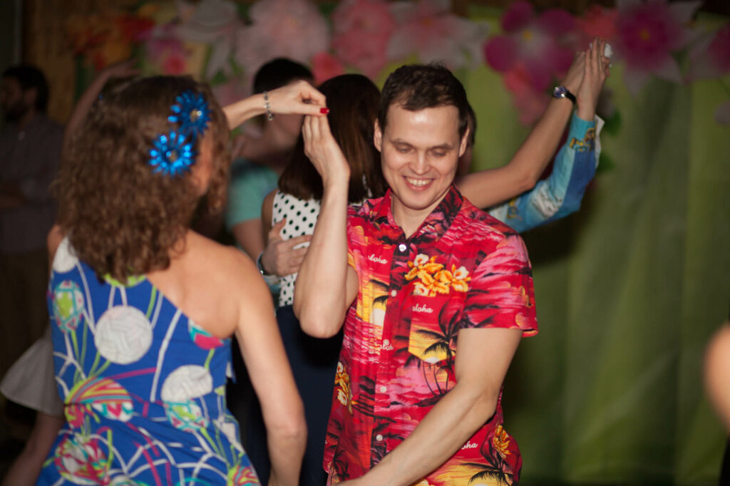 Dans okulları Salsa Rica, Troitsk, foto