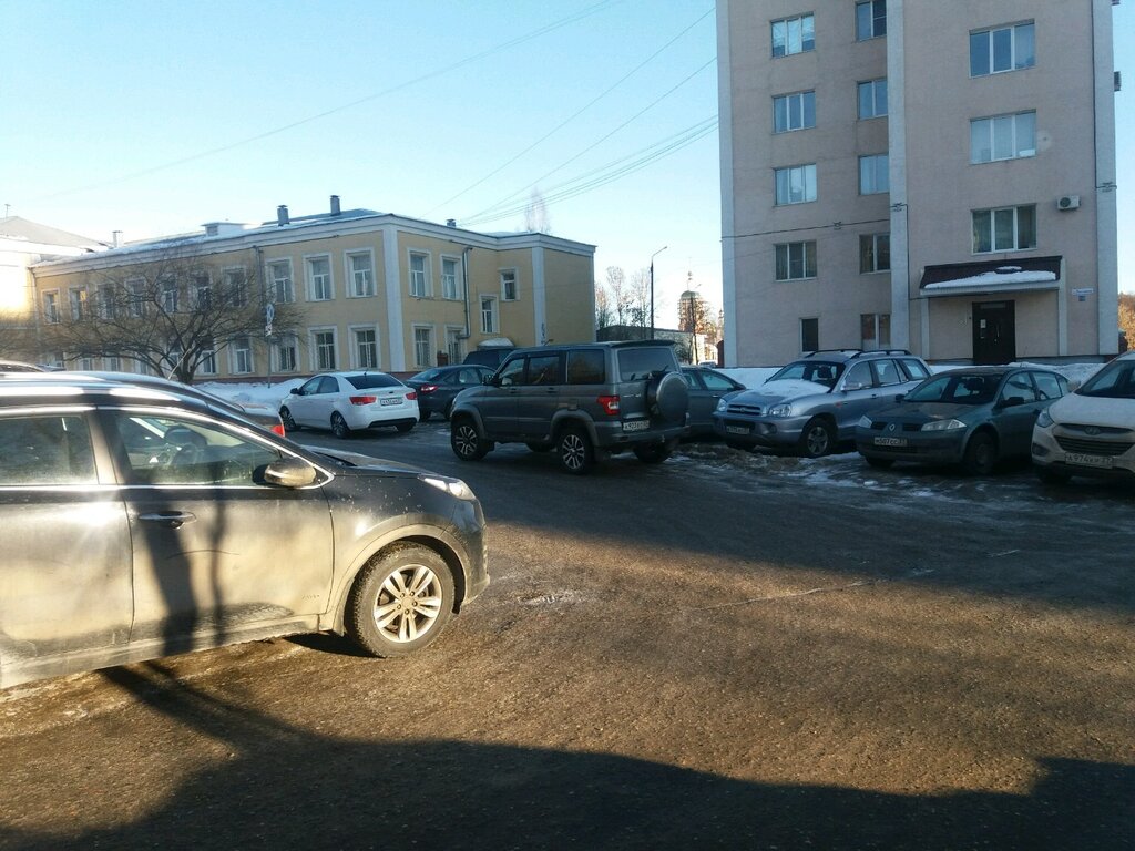 Otoparklar Parking lot, İvanovo, foto