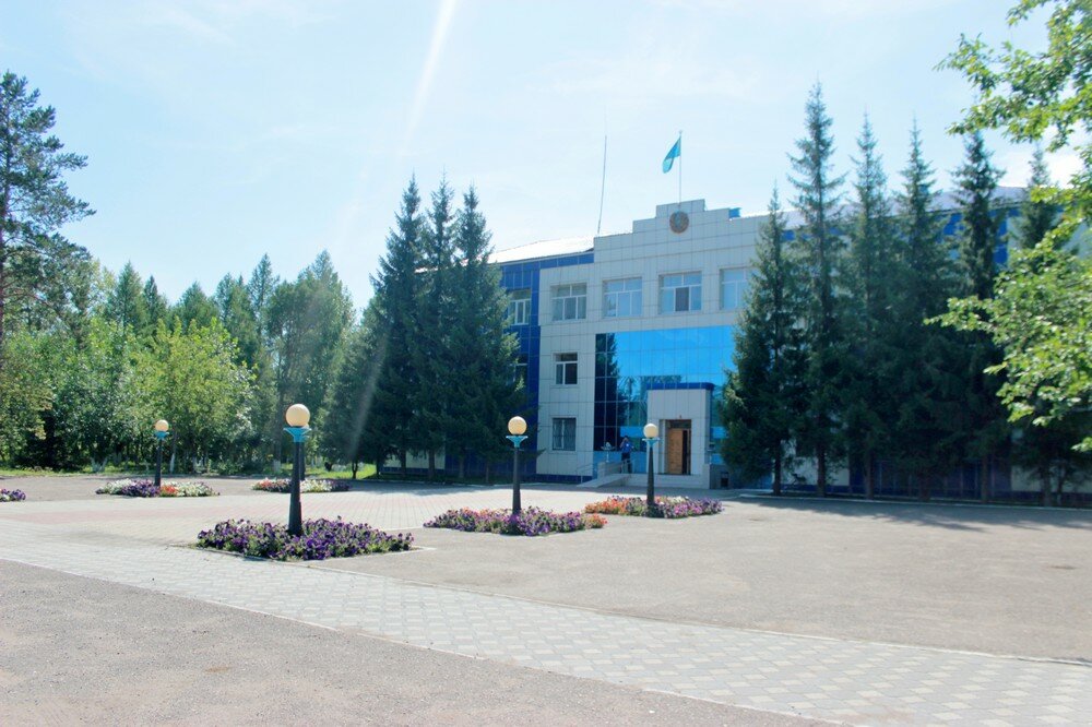 Belediyeler, devlet daireleri Akim's Office of the Shal Akyn District, Sergeevka, Sergeyevka, foto