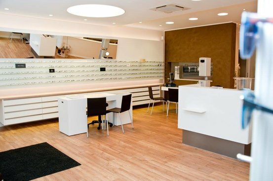 Optik Brillen und Hörgeräte Gerdes E. K., Aşağı Saksonya, foto
