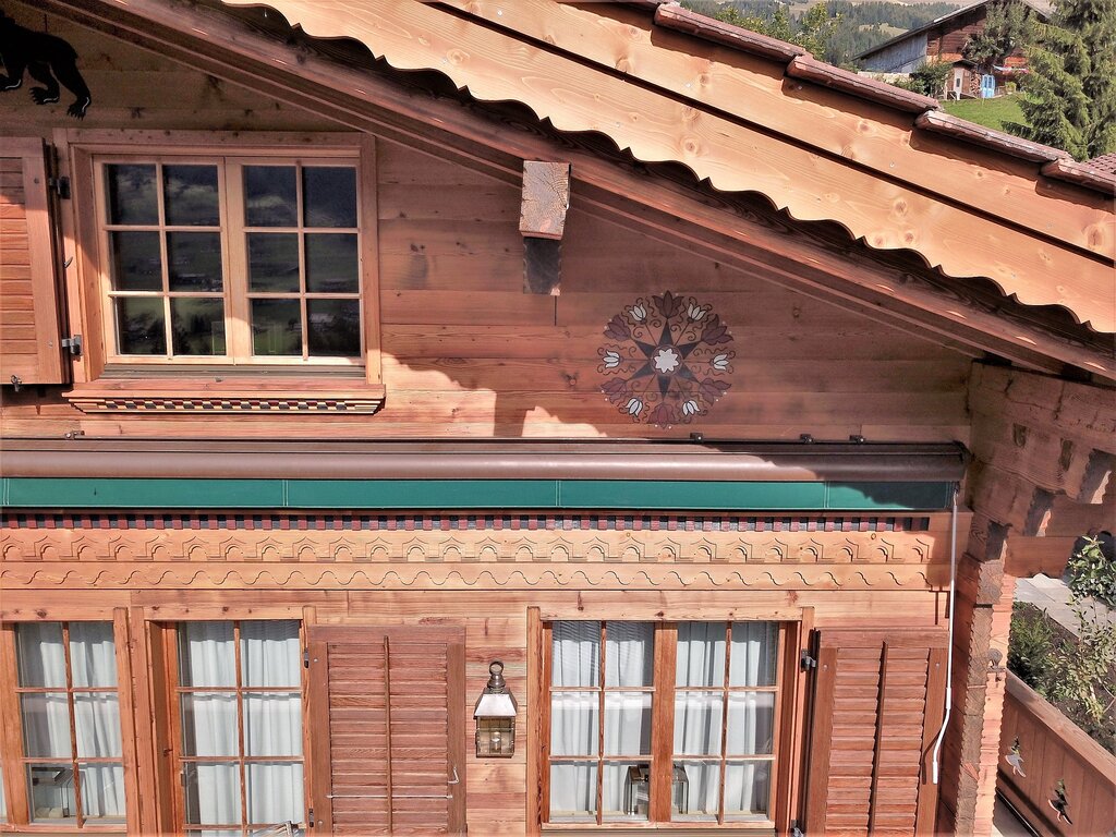 Boya ekipmanları Ziörjen GmbH Maler + Gerüste, Bern, foto