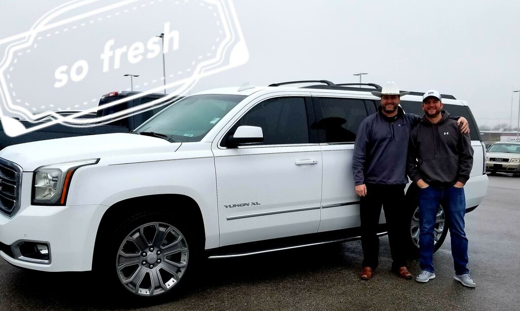 Otomobil satış galerileri McCarthy Chevrolet Lee's Summit, Missouri Eyaleti, foto