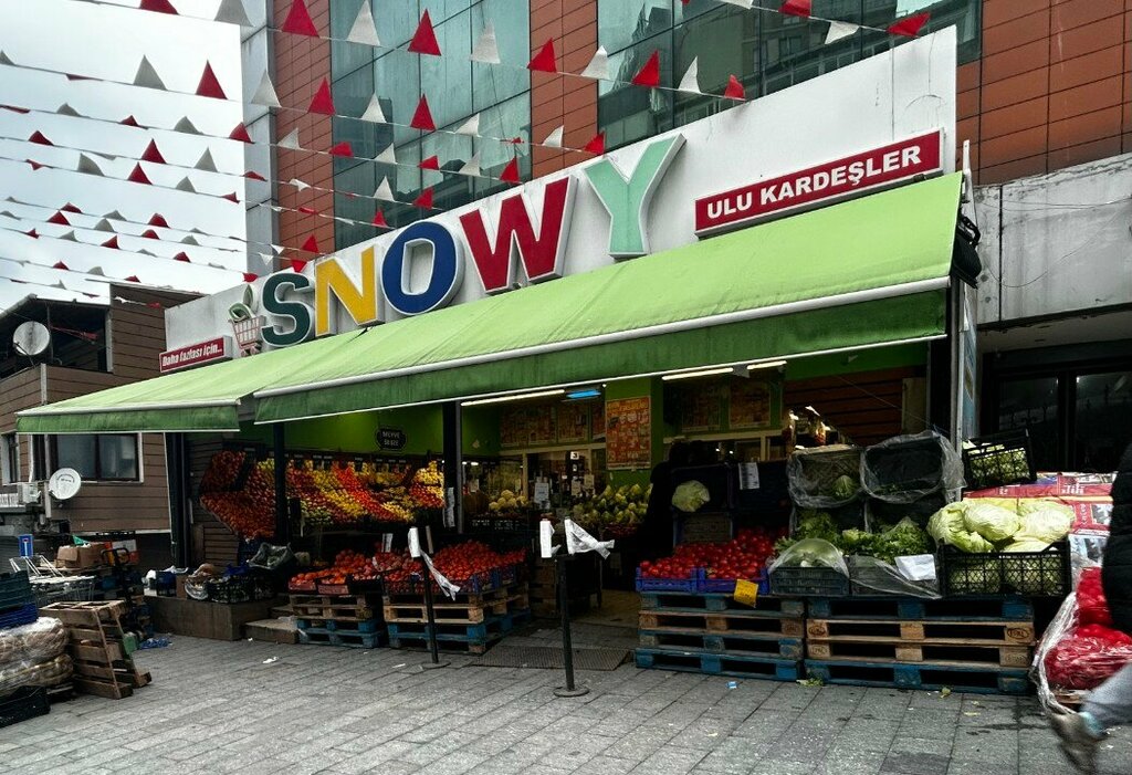 Süpermarket Snowy Market, İstanbul, foto
