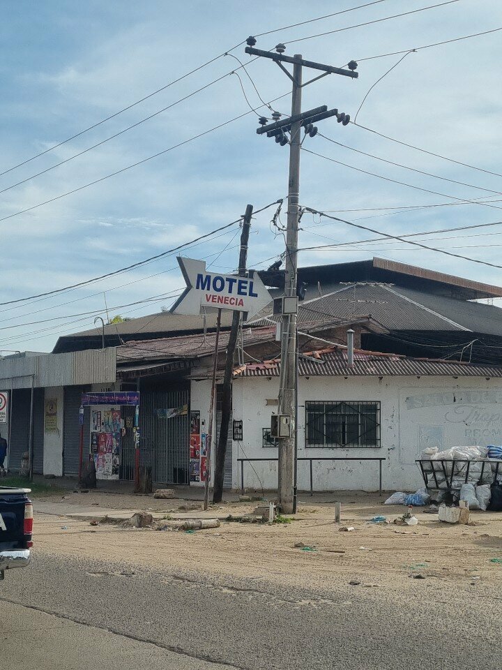 Otel Motel Venecia, Santa‑Krus, foto