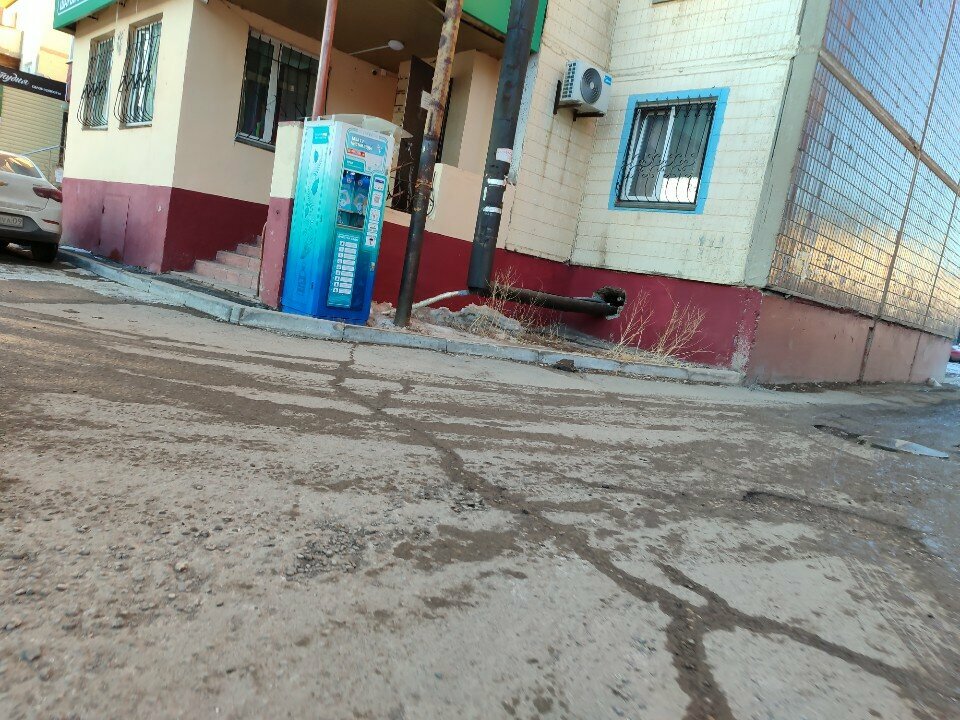 Su otomatı Третий кран, Karağandı, foto