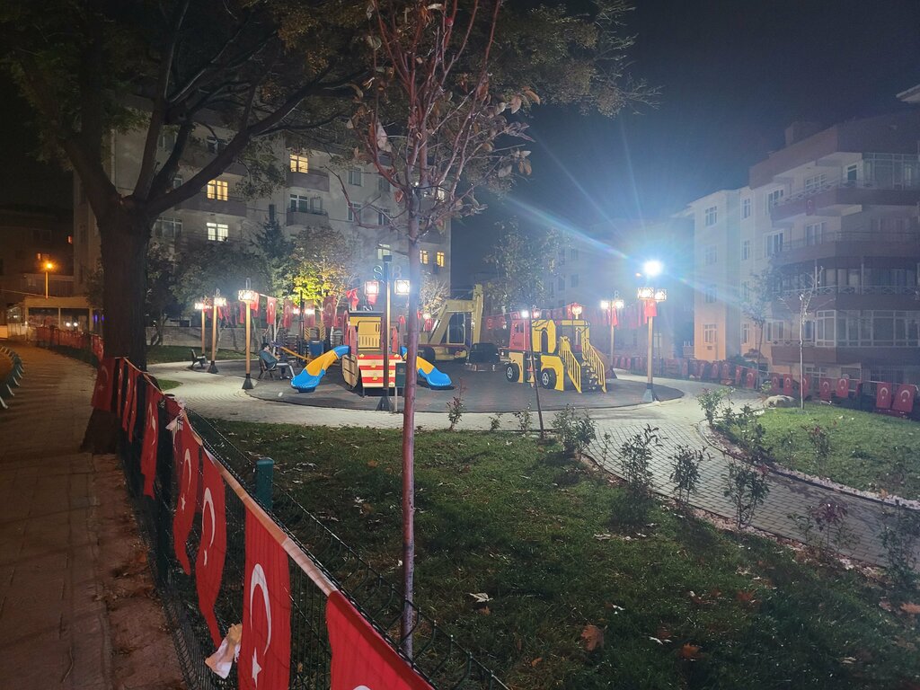 Kültür ve eğlence parkları Şehit Bekçi Fırat Doğan Parkı, Süleymanpaşa, foto