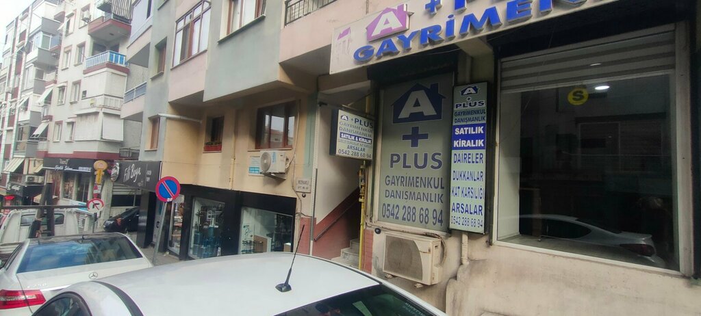 Emlak ofisi A+ Plus Gayrimenkul Danışmanlık, İzmir, foto