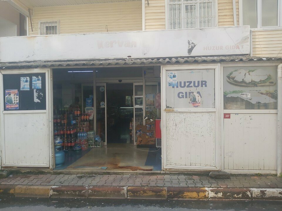 Mini-market Huzur Gıda, İstanbul, foto