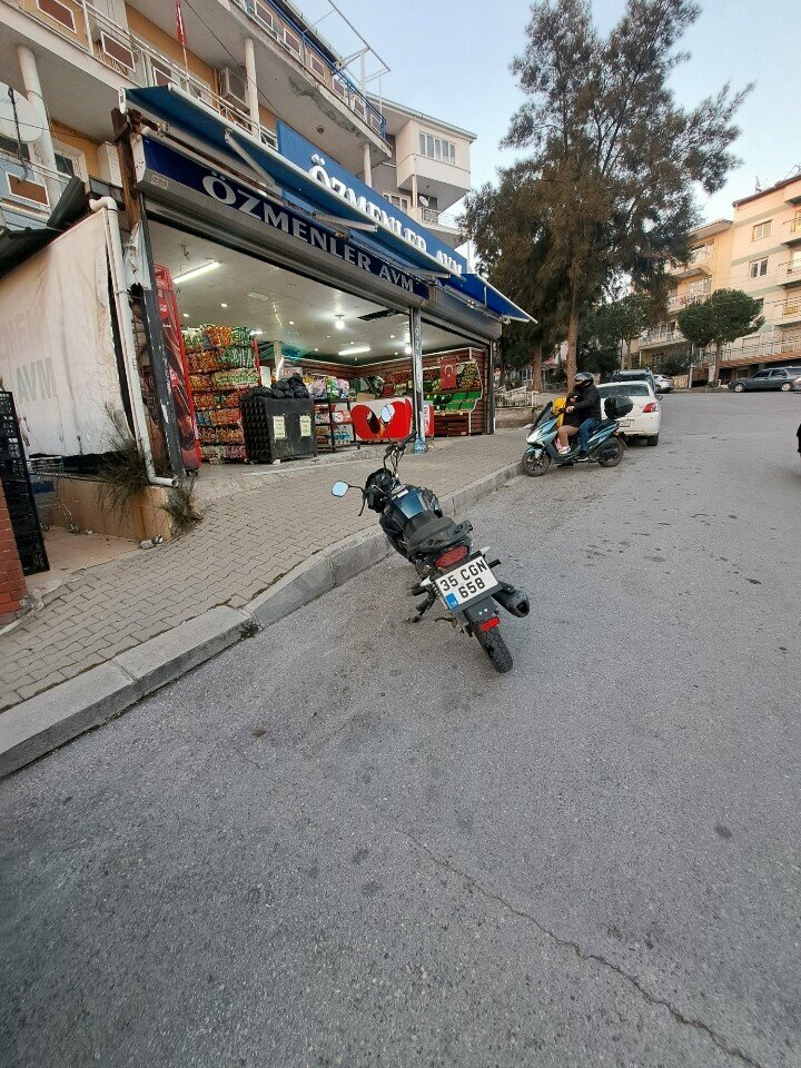 Süpermarket Özmenler Avm, İzmir, foto