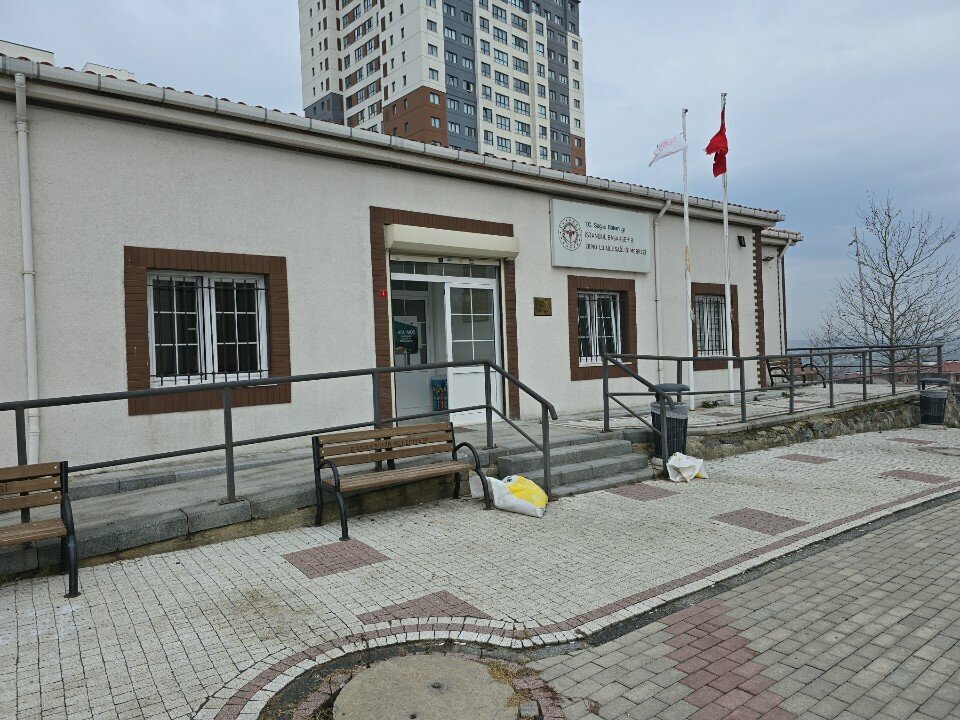 Aile sağlığı merkezi Bahçesehir 28 Nolu Aile Saglik Merkezi, İstanbul, foto