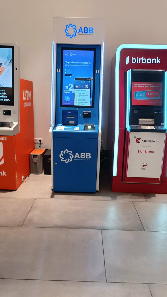 ATM'ler ABB, Bakü, foto