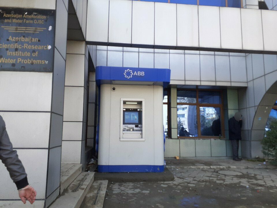 ATM'ler ABB, Bakü, foto