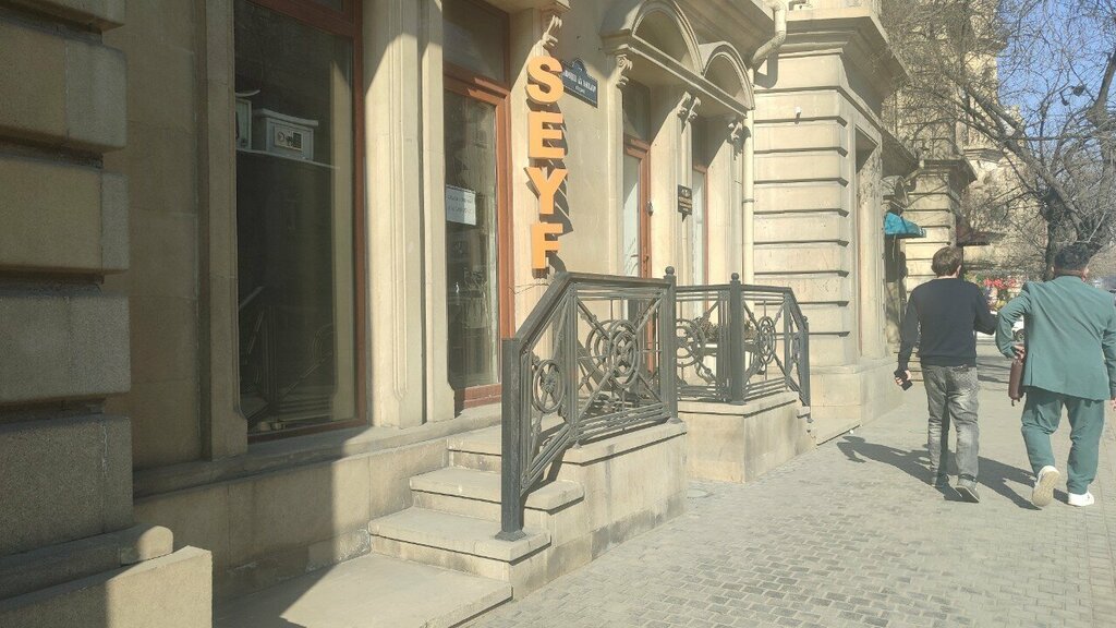Şifreli kasalar Seyf, Bakü, foto