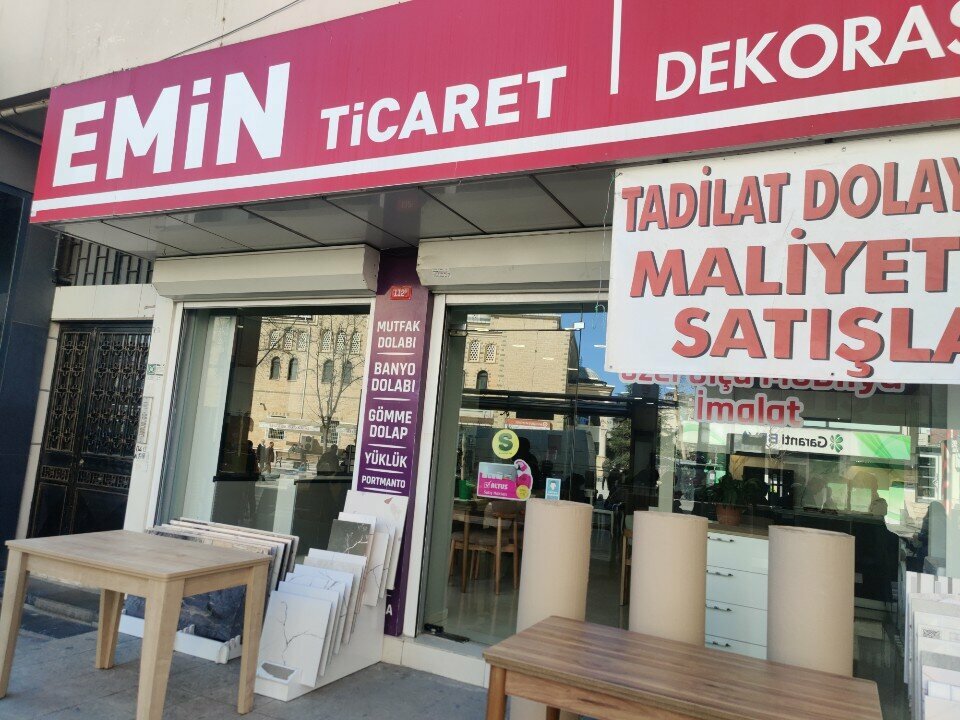 Giyim mağazası Emin Ticaret Mobilya & Dekorasyon, İstanbul, foto