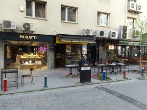 Alsancak Unlu Mamüller (Şevket Özçelik Sok., No:2B-2C, Konak, İzmir), pasta, şekerleme ve tatlı  İzmir'den