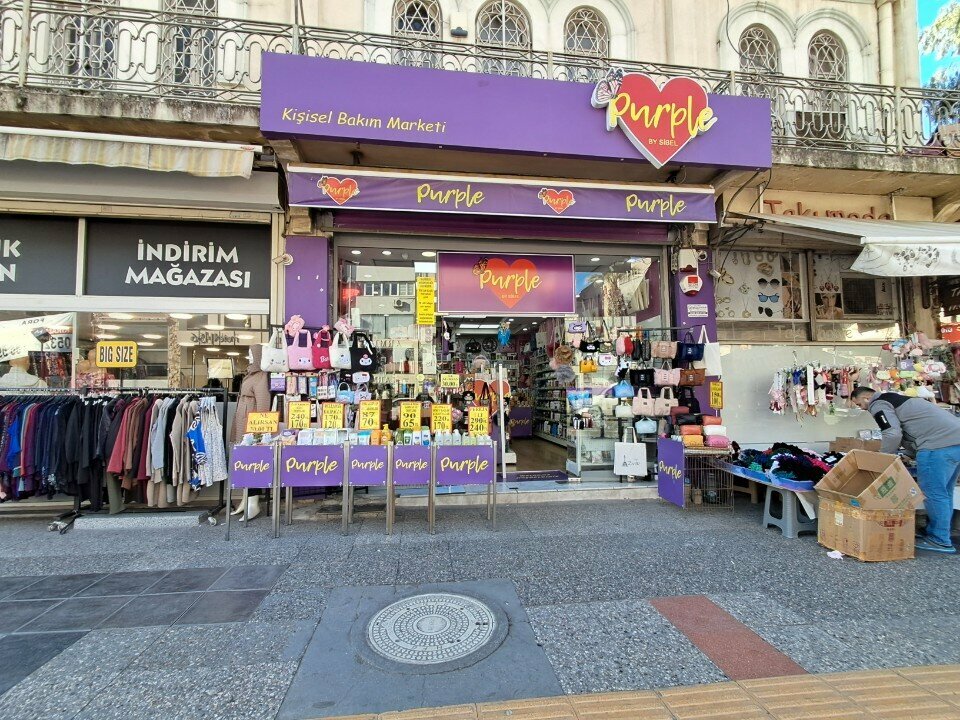Kozmetik ve parfümeri mağazaları Purple by Sibel, İzmir, foto