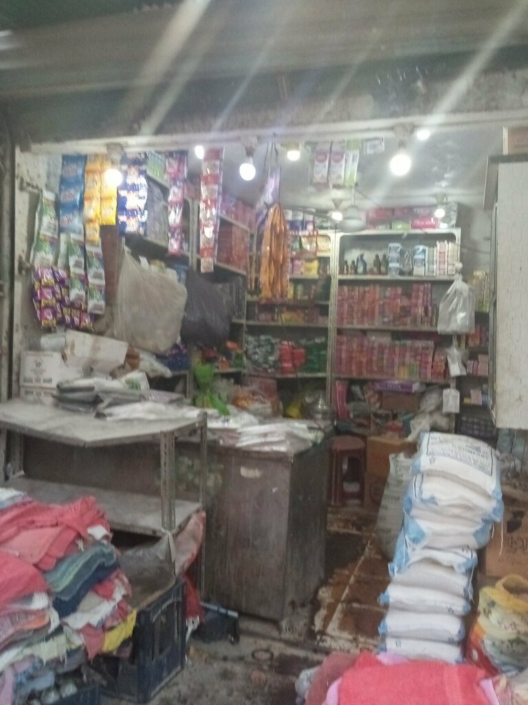 Büyük mağazalar Bismillah general store, Karaçi, foto