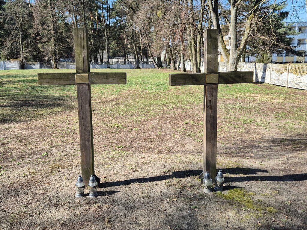 Anıt, heykel Убитым евреям, Brestskaya oblastı, foto