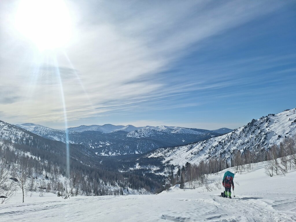 Dağ geçidi Озерный перевал, Hakasya, foto