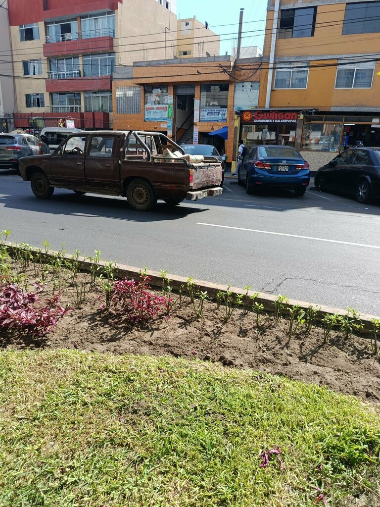 Hediyelik eşya mağazaları Bazar Janet, Lima, foto