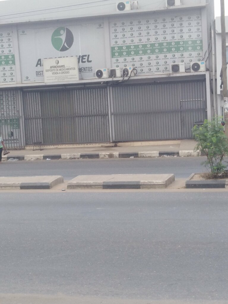 i̇laç firmaları Africhahel Deposito de Medicamentos, Loanda, foto