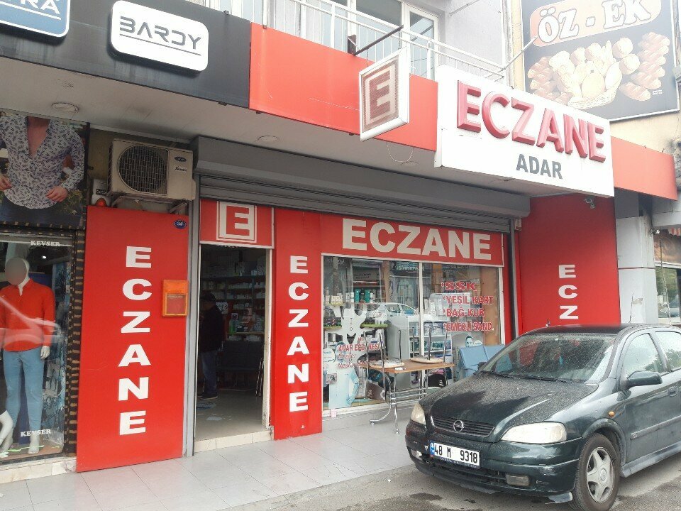Eczaneler Adar Eczane, İzmir, foto