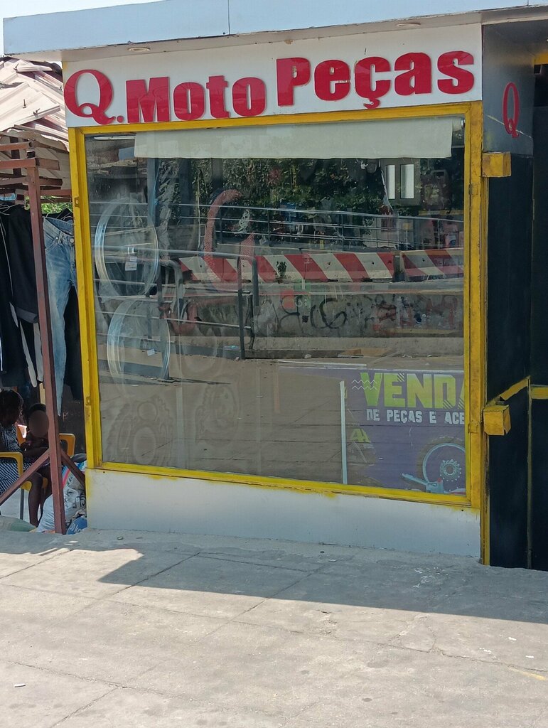 Motosiklet yedek parçaları Moto peças, Loanda, foto