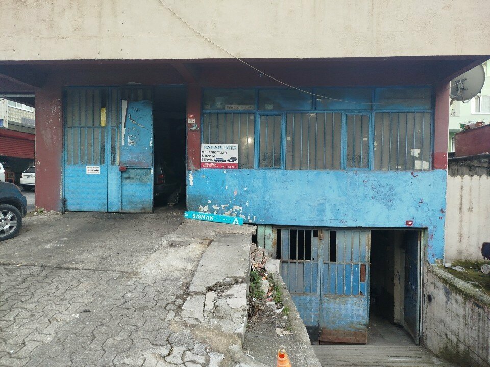 Otomobil servisi Tofaş Hakan Usta, İstanbul, foto