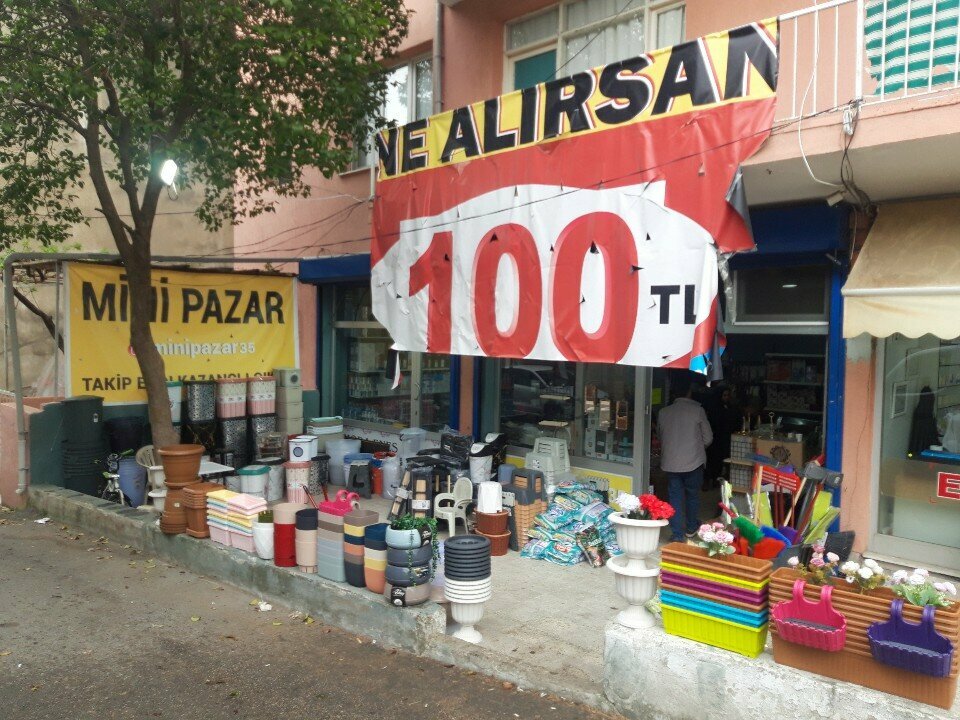Ucuzluk mağazası Mini Pazar, İzmir, foto