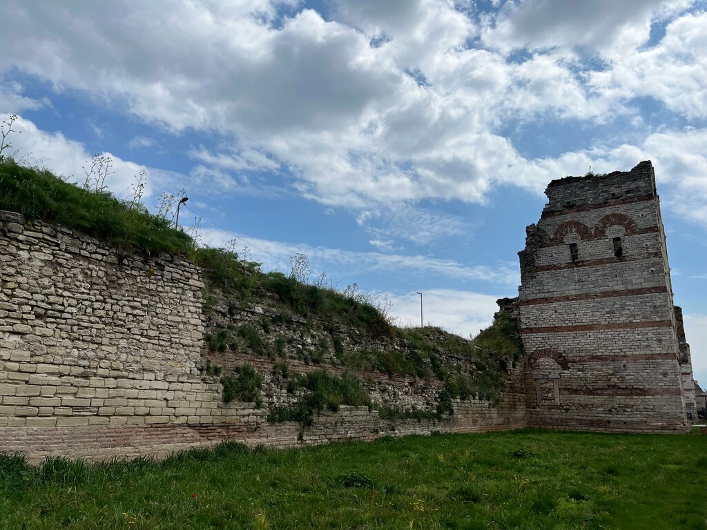Turistik yerler Belgrad Kapısı, İstanbul, foto