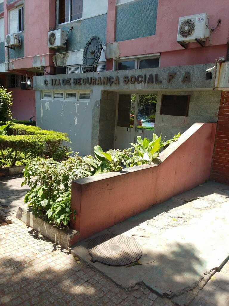 Belediyeler, devlet daireleri Caixa Social das Faa, Loanda, foto