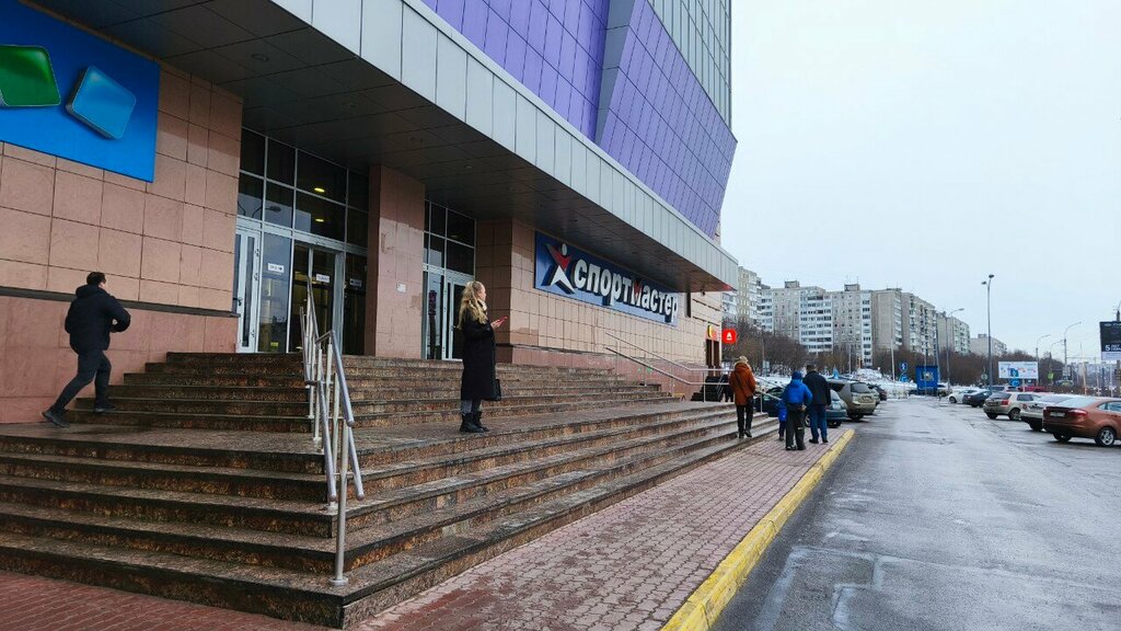 Parsel otomatı Ozon Box, Murmansk, foto