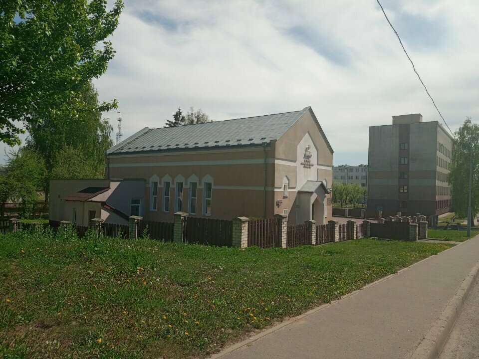 Dini dernekler Tserkov Khristian Adventistov Sedmogo Dnya, Grodno, foto