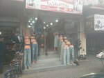 ტანსაცმლის სახლი (Tsereteli Street No:11), toptan giyim  Batum'dan