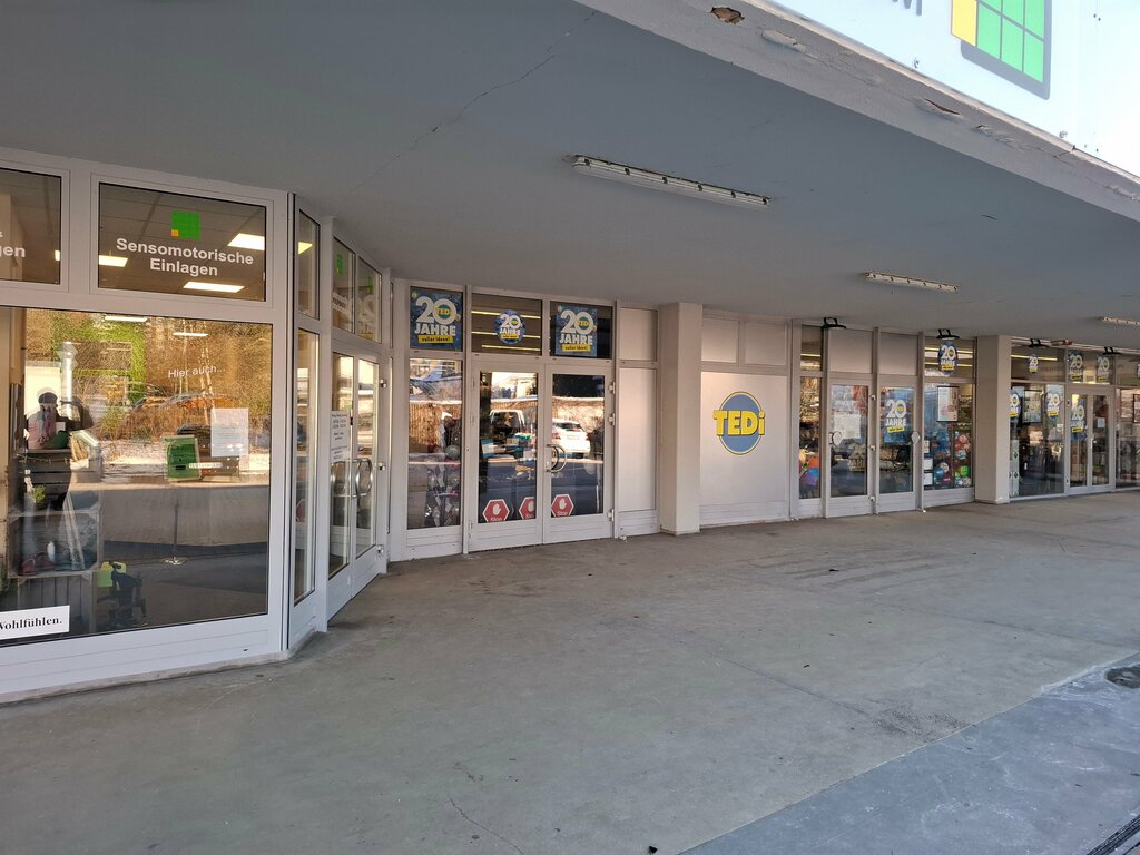 Mini-market TEDi, Freiberg, foto