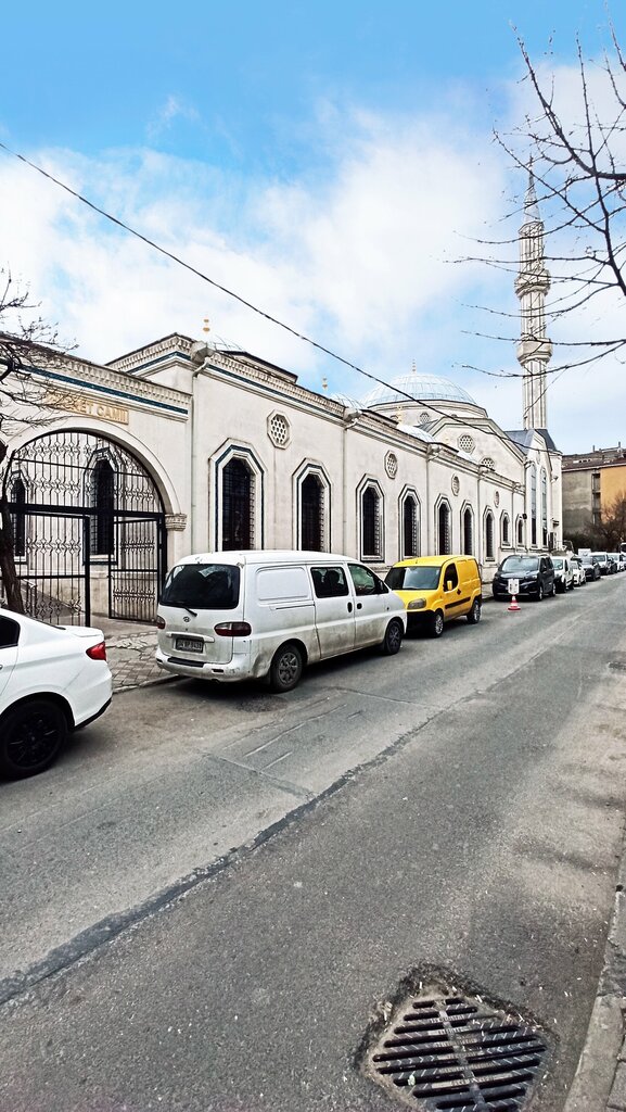 Cami Mahmutbey Hicret Cami, İstanbul, foto