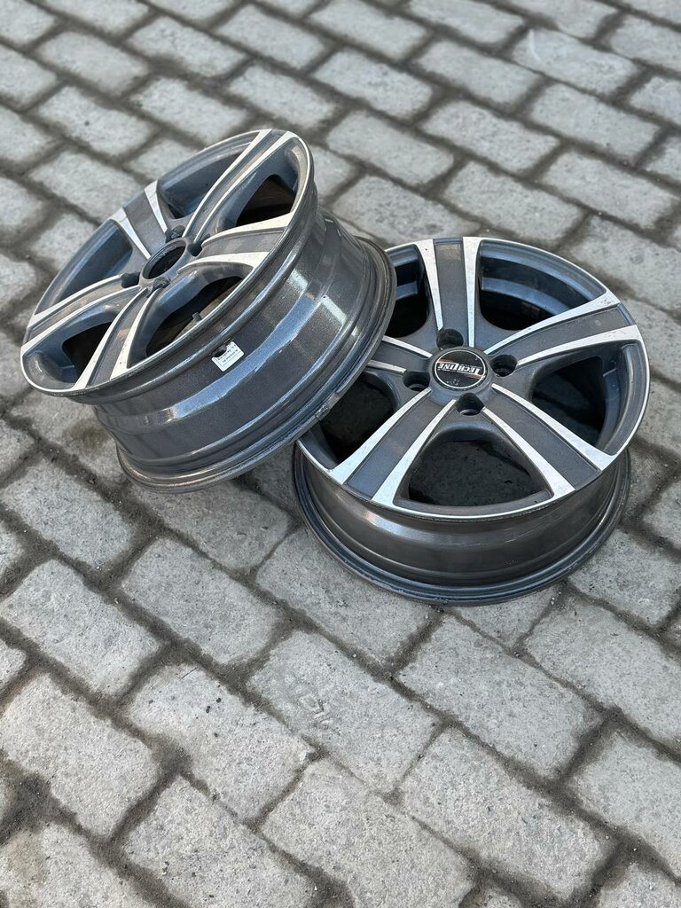 Oto lastik tamiri R21, r22, r24, Novosibirsk, foto