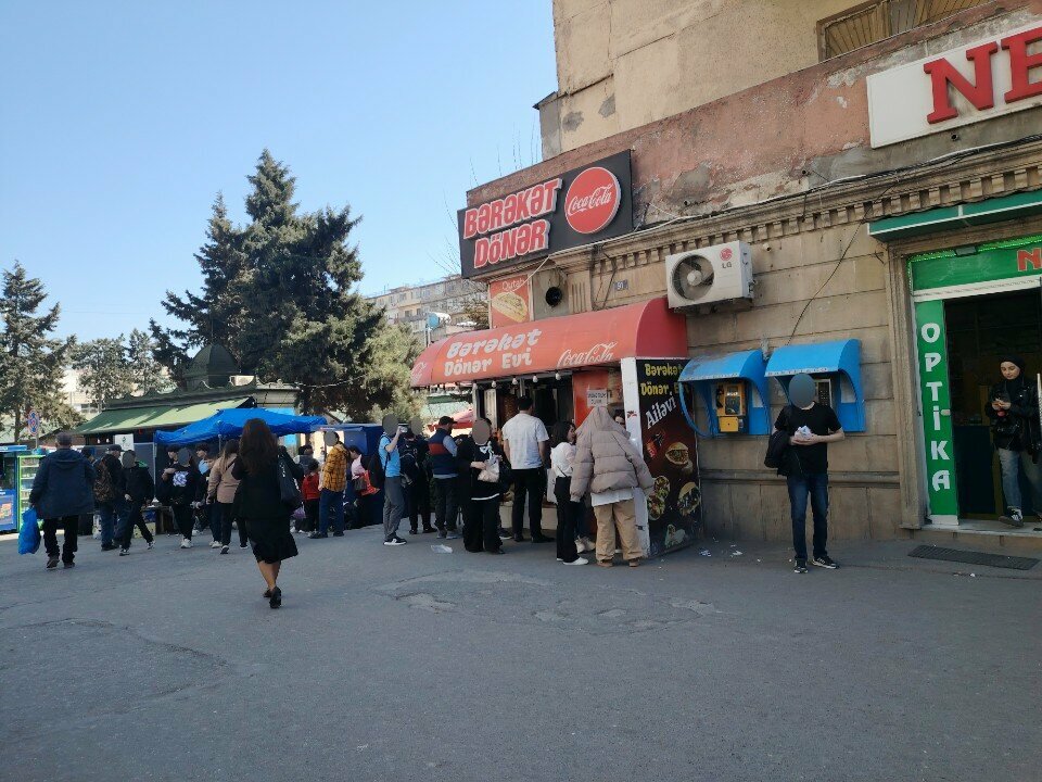 Fast food Bərəkət Dönər, Bakü, foto