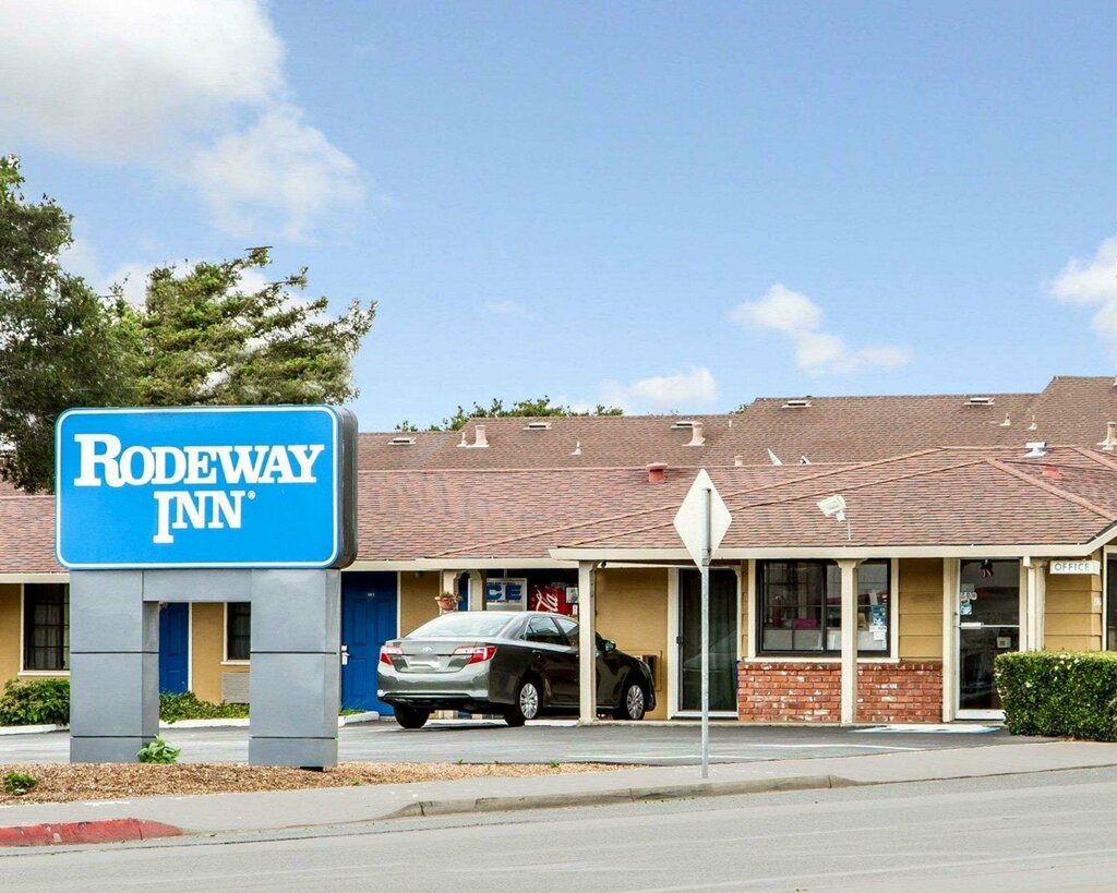 Otel Rodeway Inn Monterey Near Fairgrounds, Monterey, foto