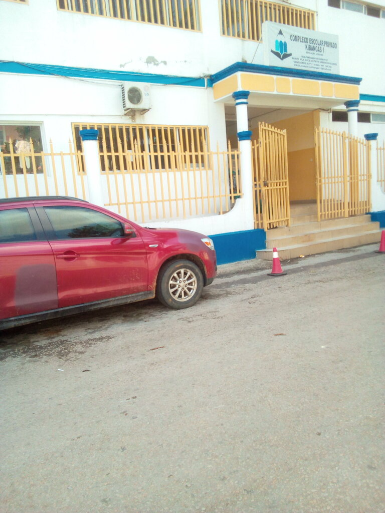 Ortaokul Kibangas, Loanda, foto