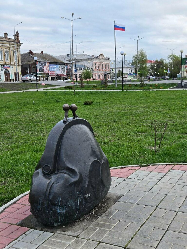 Dekorasyon ve süsleme, onur panosu Арт-объект Кошель, Kamyşlov, foto