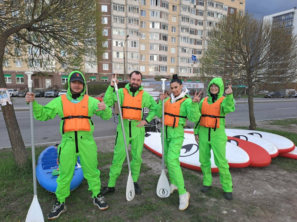 Kürek sörfü SUPgoSPb Прокат САП-бордов Лахта, Saint‑Petersburg, foto