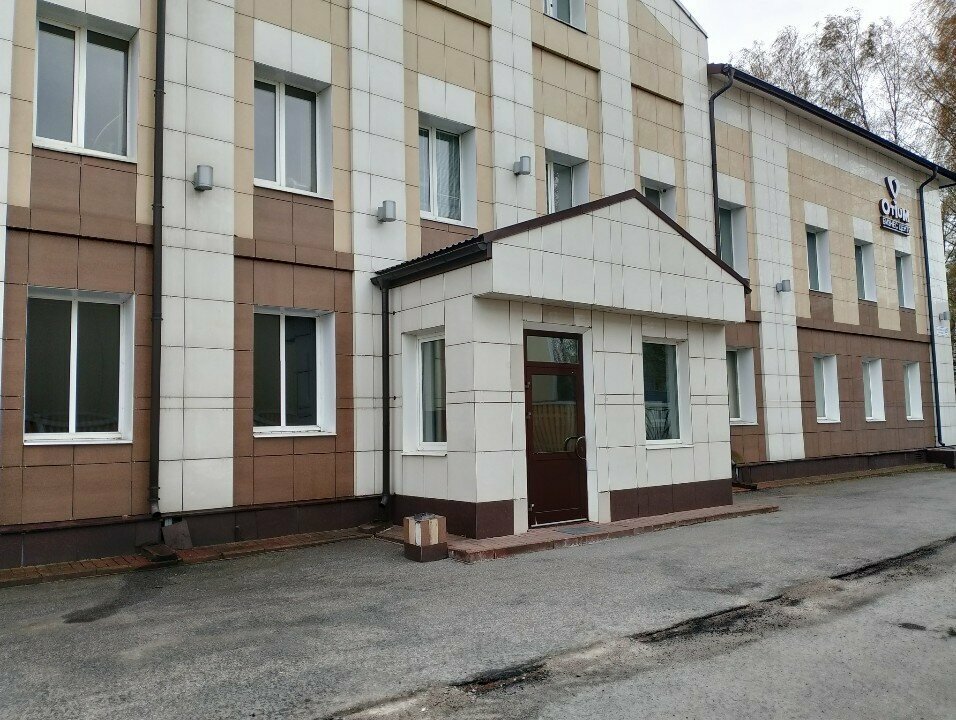 Elektrik ve benzinle çalışan aletler Utake.ru, Saint‑Petersburg, foto